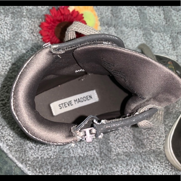 Steve Madden | Shoes | Steve Madden Gray Star Hightop Sneakers | Poshmark